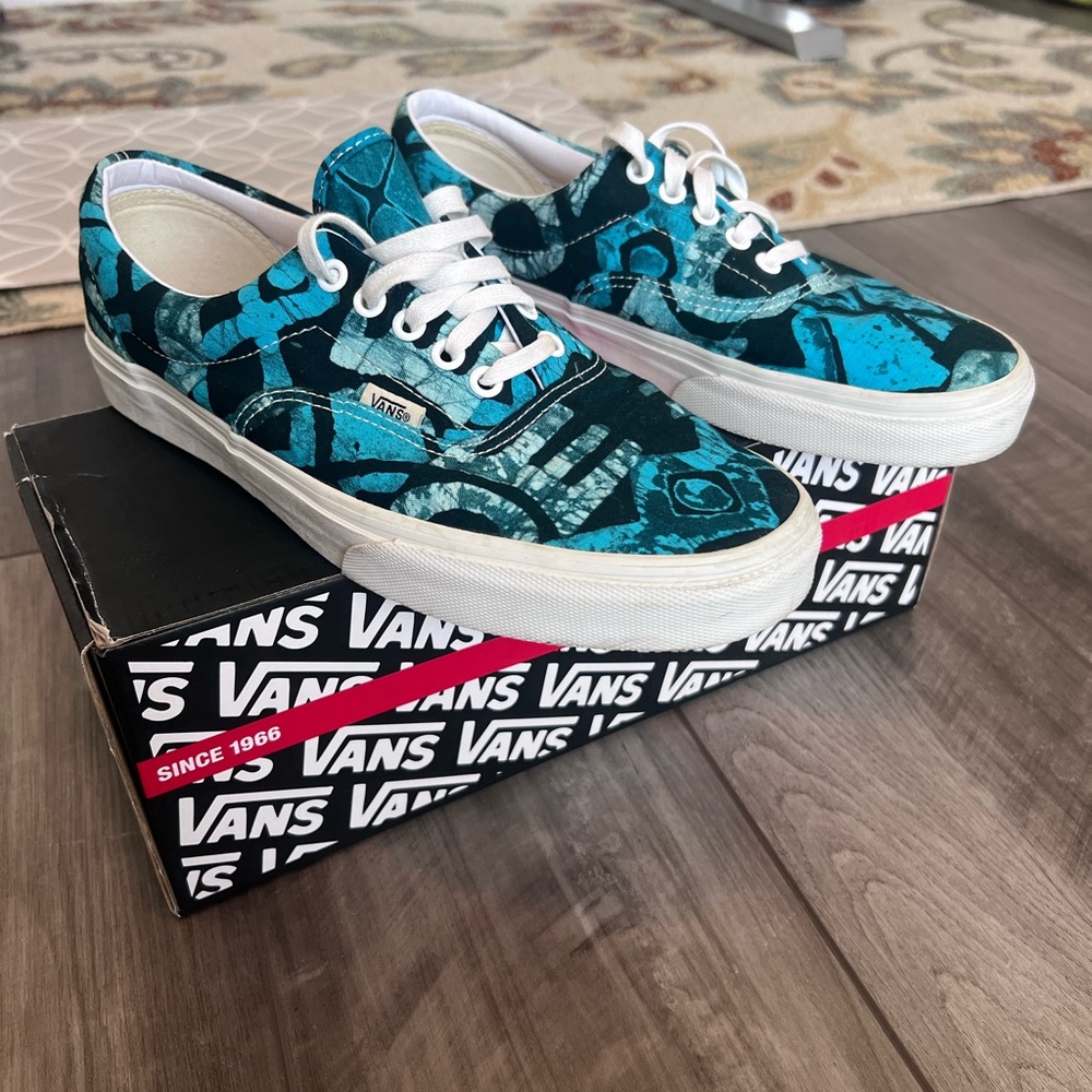 Vans X Della Era // Batik & Multi Blue - Gem